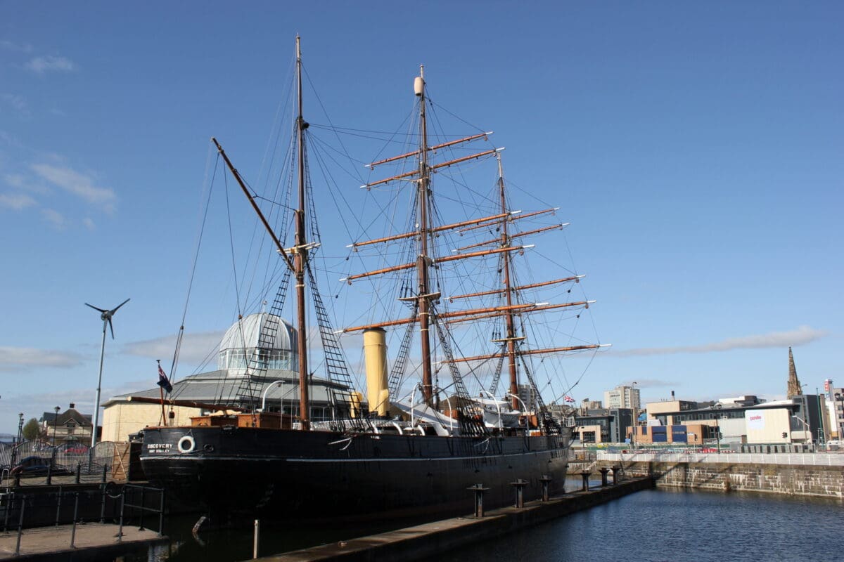 Dundee Marks 125 Years Since the Launch of RRS Discovery | Towpath Talk